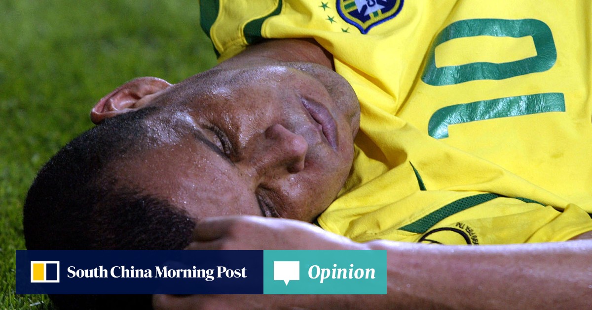 The Rational Ref | Drama queens' ham acting on the pitch worthy of TV ...