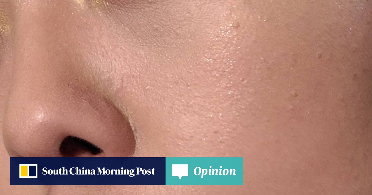 cakey foundation causes