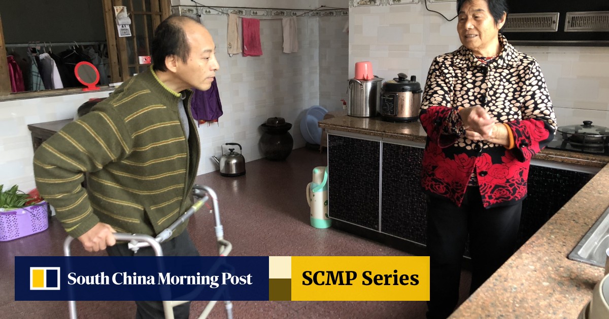 China’s ‘folded man’ overcomes autoimmune condition after life-changing ... China’s ‘folded man’ overcomes autoimmune condition after life-changing ...