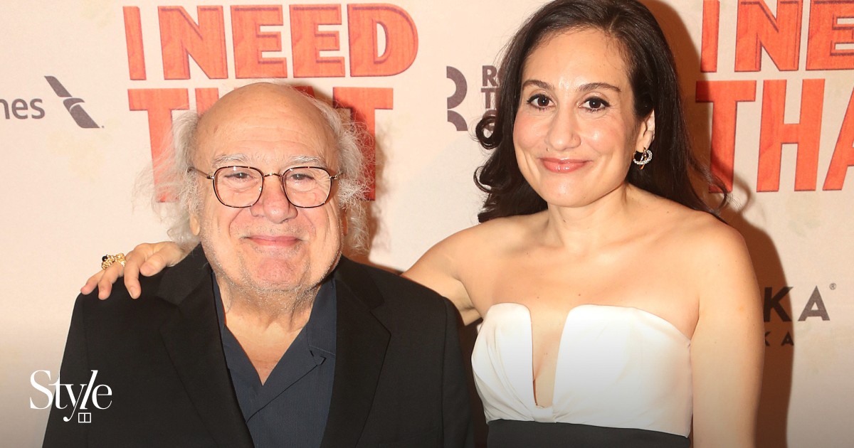 Who is Danny DeVito’s Broadway star daughter, Lucy? The actor’s child ...