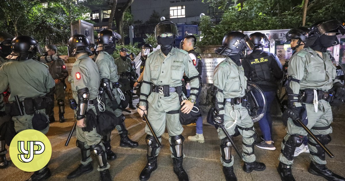 Hong Kong protests: Riot police to guard all polling stations for ...