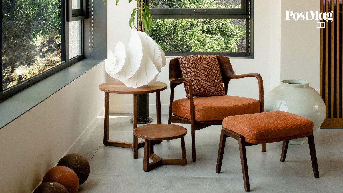 More wall space and a clean, crisp interior give Hong Kong flat the ...