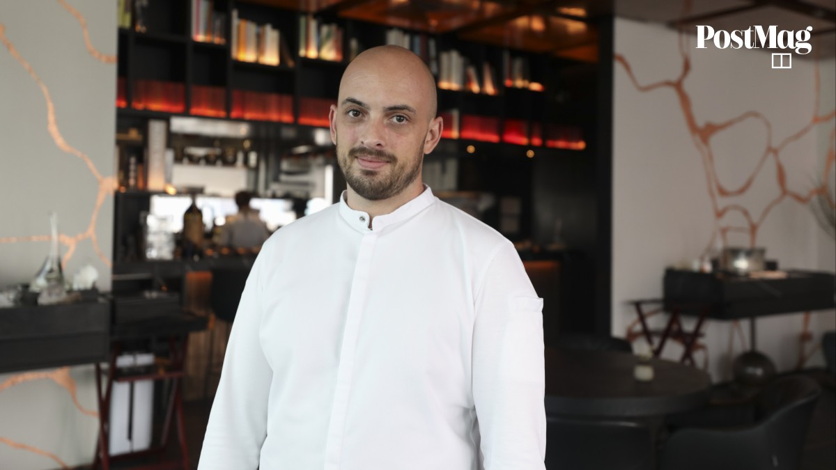 Profile | When Brad Pitt and Angelina Jolie were his neighbours: French ...