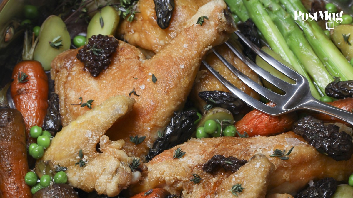 How to make chicken with mushrooms, peas and spring vegetables, a one ...