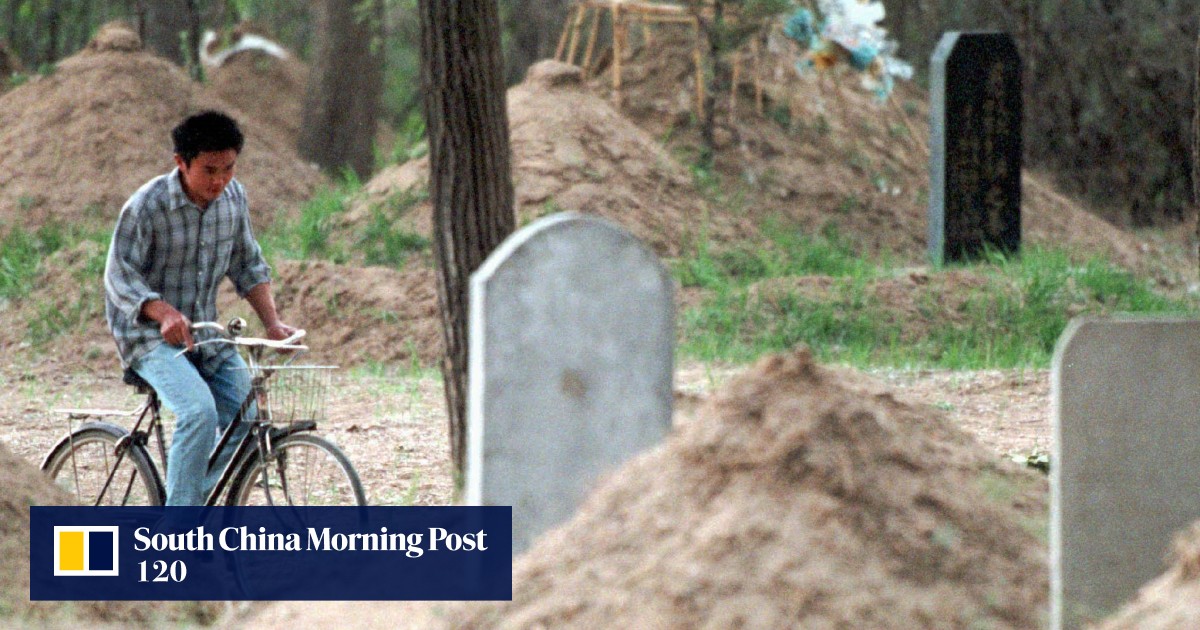 Anhui officials dig up and burn 83-year-old farmer’s corpse amid row ...