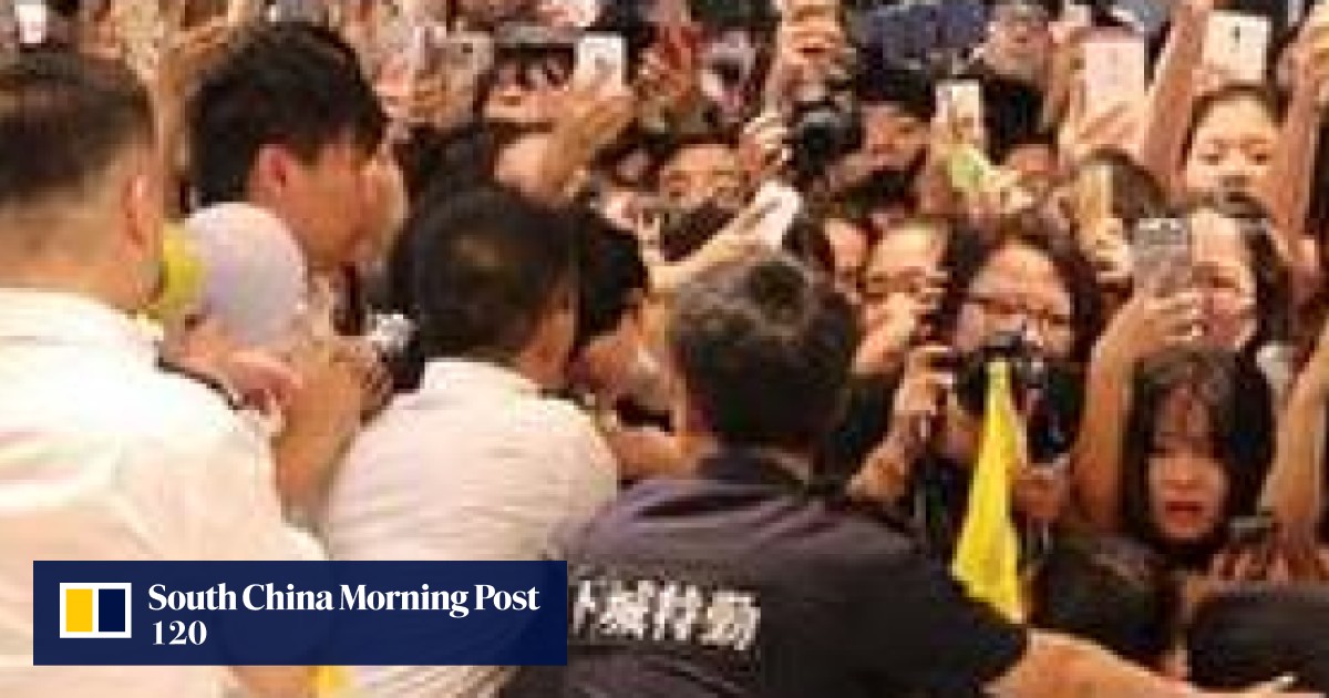 Chinese K-pop fangirl refuses to learn English at school | South China ...