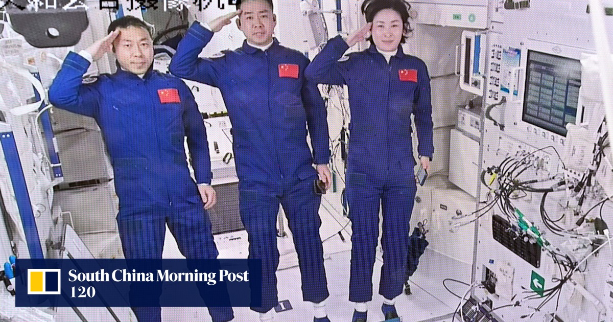 Chinese space engineers are developing an exoskeleton suit to give ...