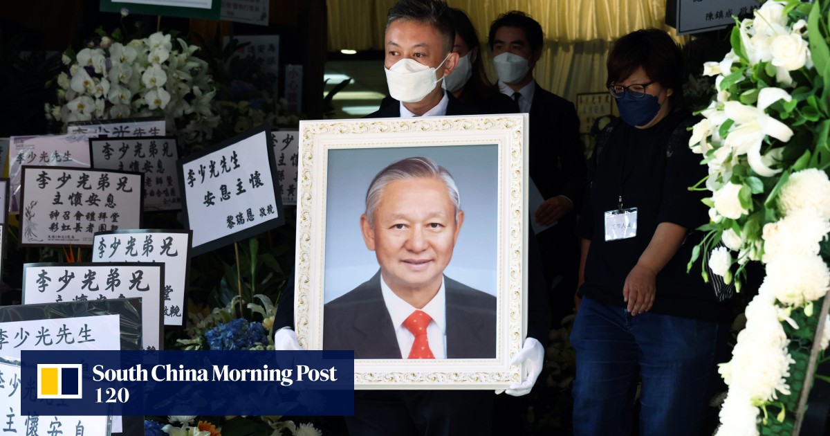 Top Hong Kong officials, politicians pay last respects at funeral of ...