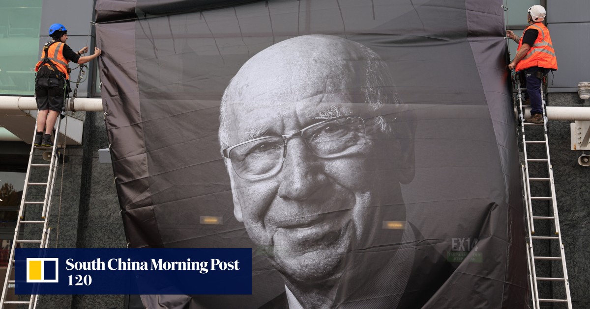 How meeting Manchester United legend Bobby Charlton left Hong Kong ...