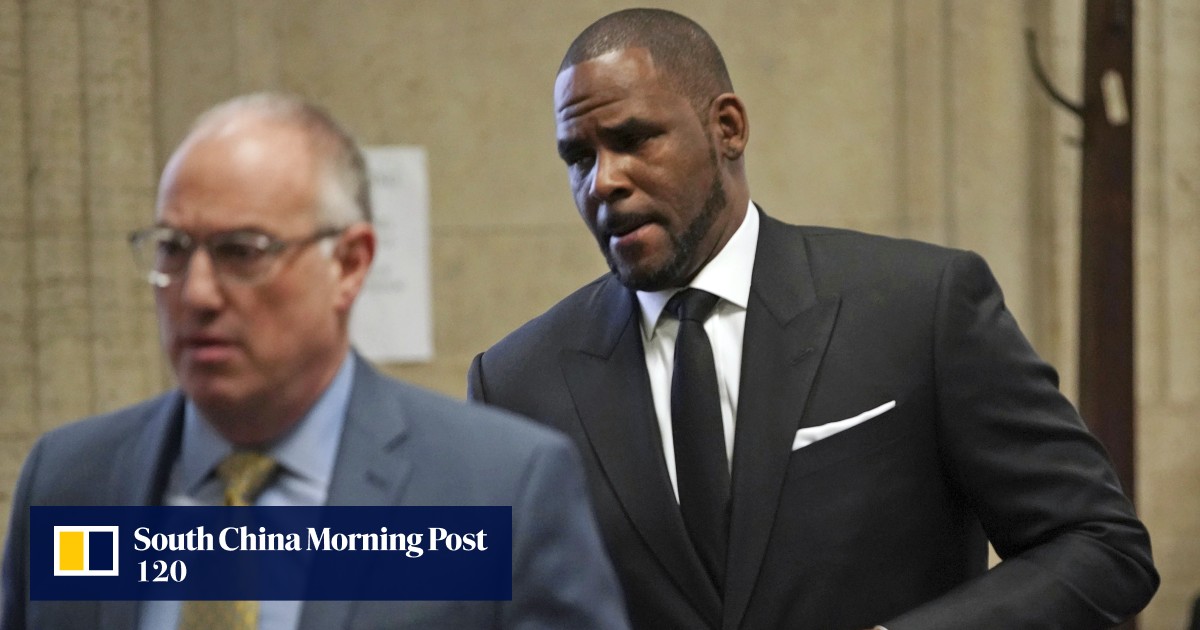 R. Kelly gives 28-second performance at Illinois club to fans who paid ...