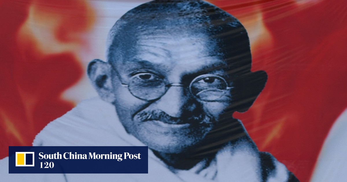 Glasses worn by India’s Mahatma Gandhi sell for US$340,000 in UK ...
