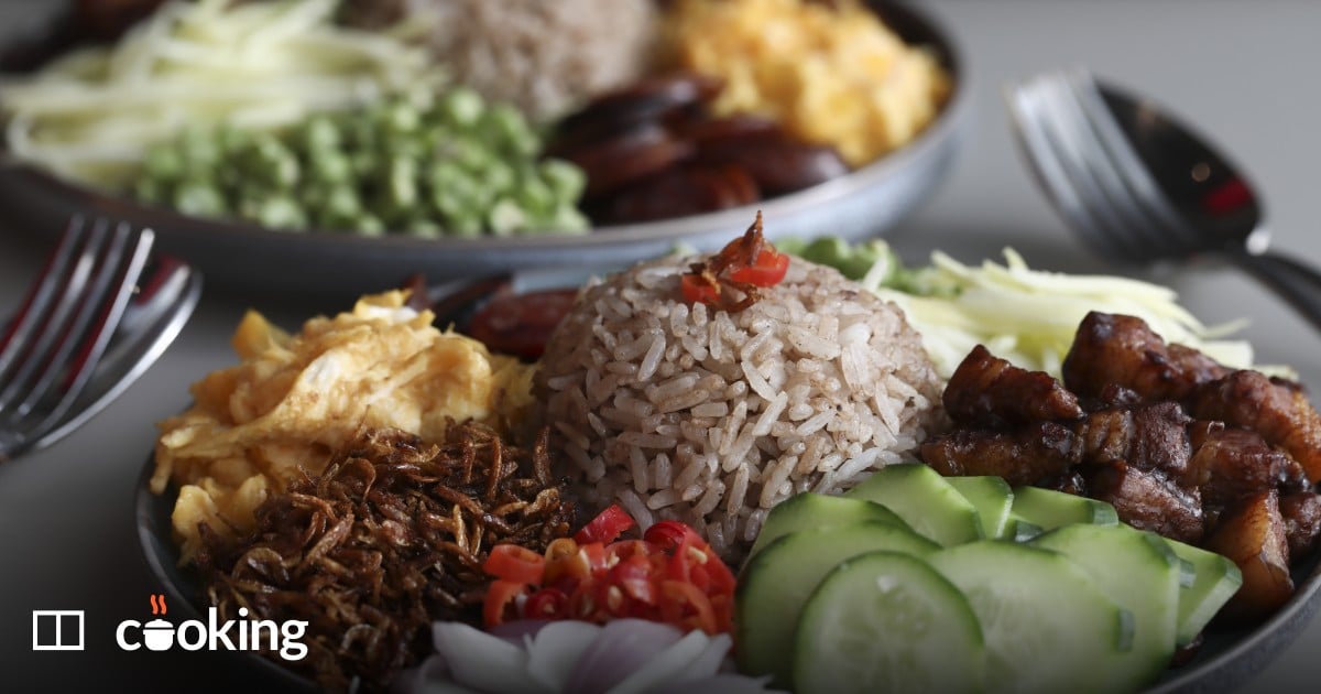 Shrimp paste fried rice (Khao kluk kapi) - recipe | SCMP Cooking