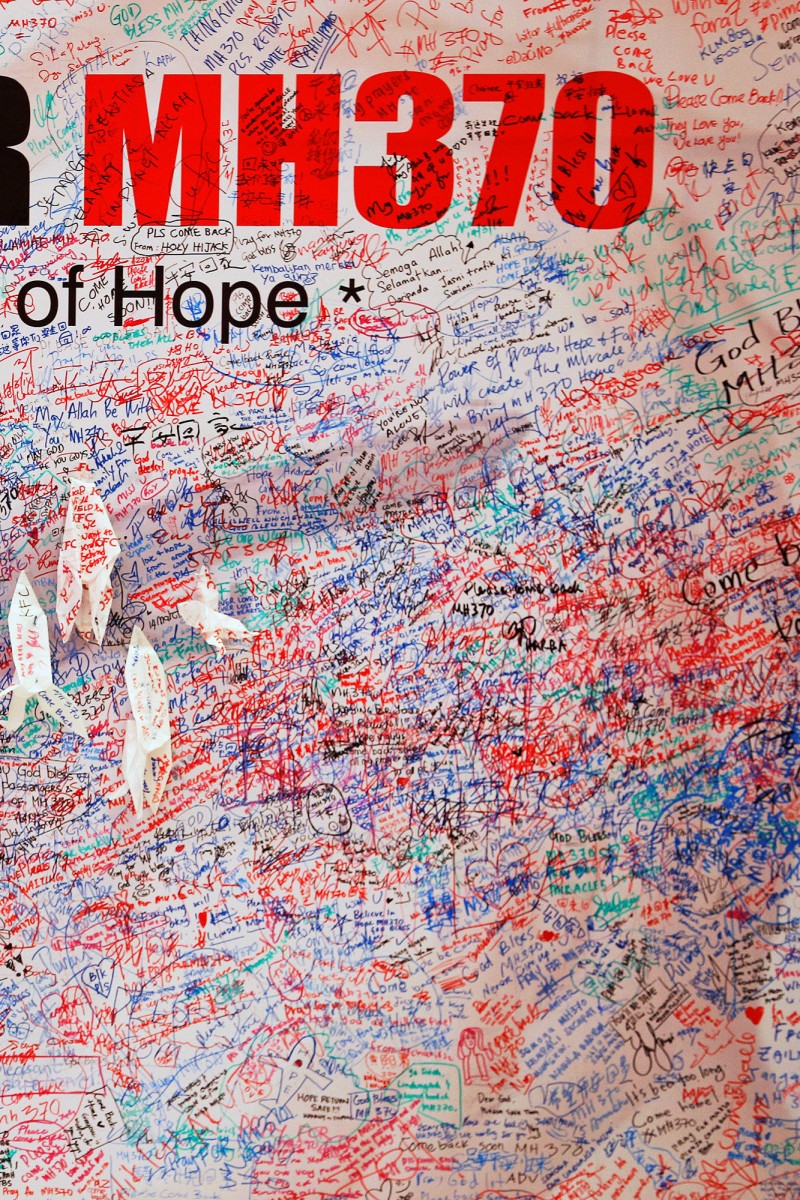 Experts seek renewed search for missing Malaysia Airlines flight MH370 ...