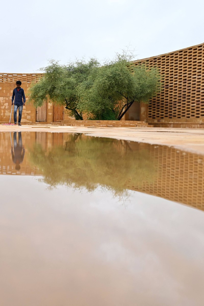 Students find Indian desert school heavenly as it offers respite from the relentless heat ...