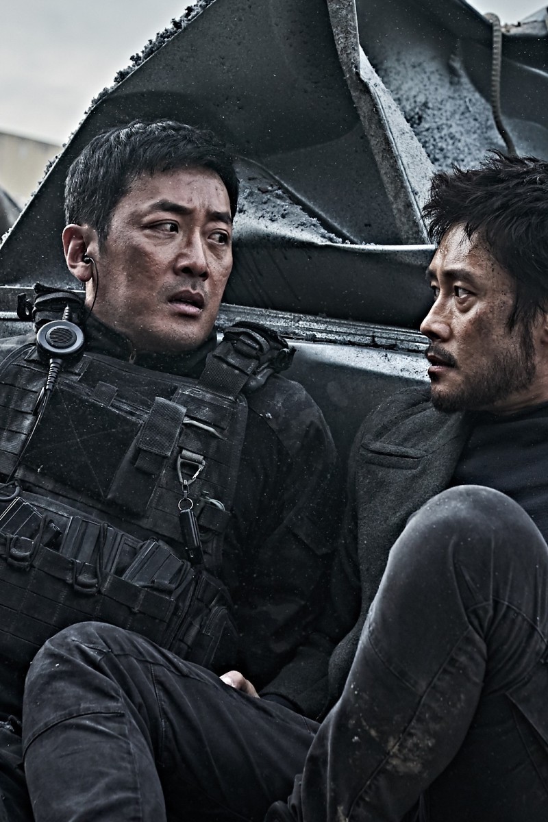 ‘Ashfall' review: Korean disaster movie sees Lee Byung-hun and Ha Jung ...