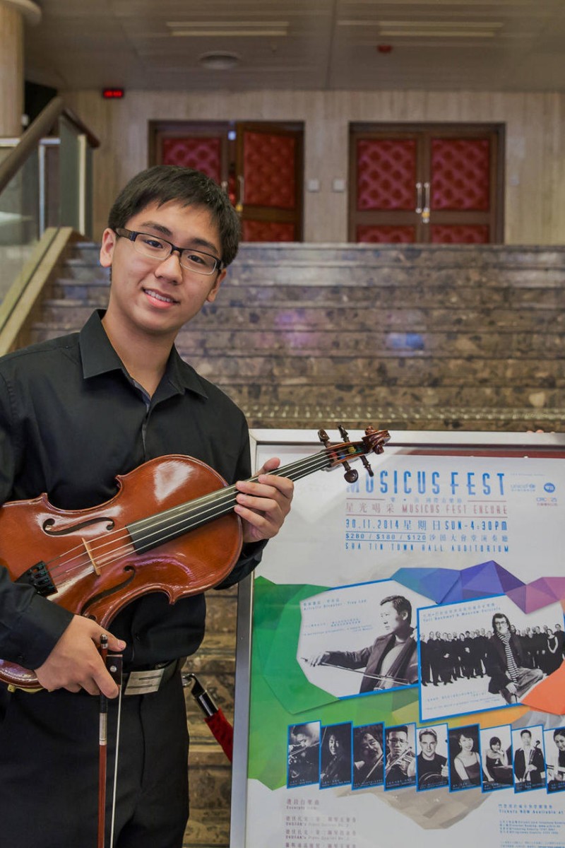 Gordon Lau and Alex Lau rock the Hong Kong music scene in performance ...