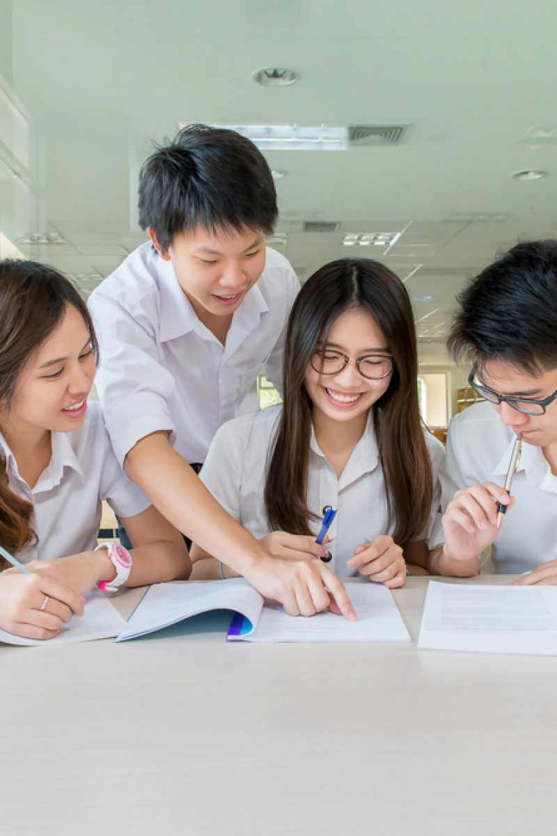 Adulting 101: Five ways to survive your next group project and shine as ...