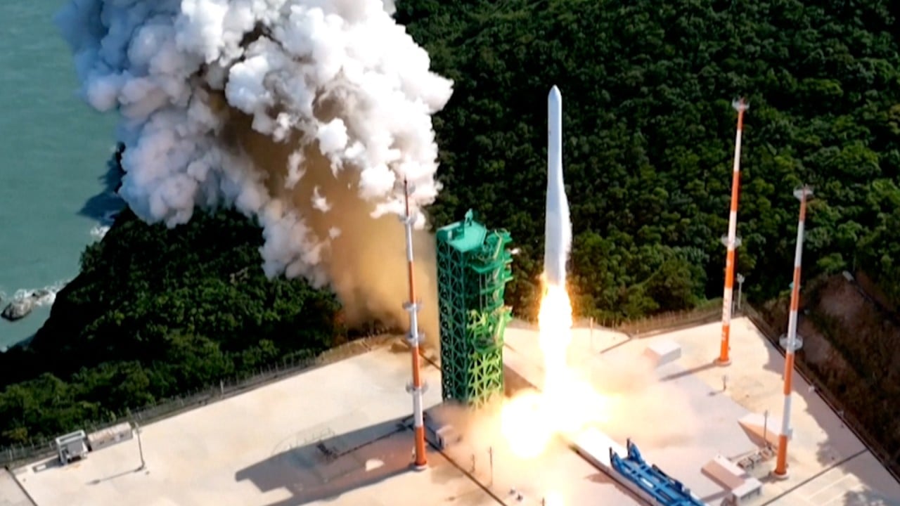 South Korea cuts space ties with Russia, plans to launch its own ...