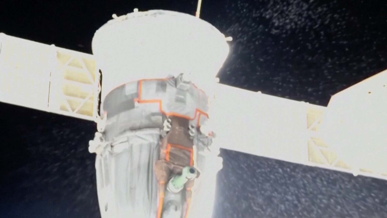 Crew stuck on ISS to return to Earth in September after a year in orbit ...